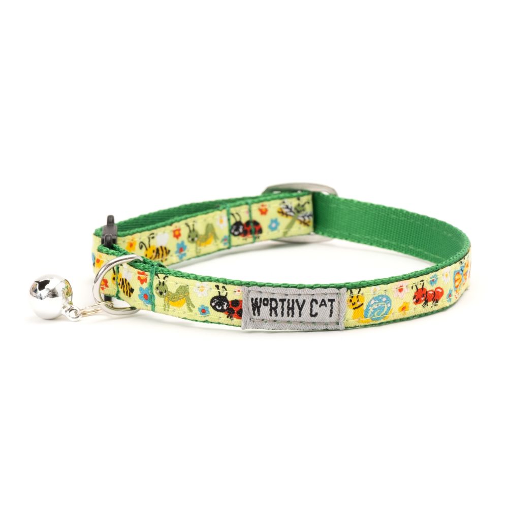 The Worthy Cat - Green Bugs Cat Collar – Queenie's Pets®